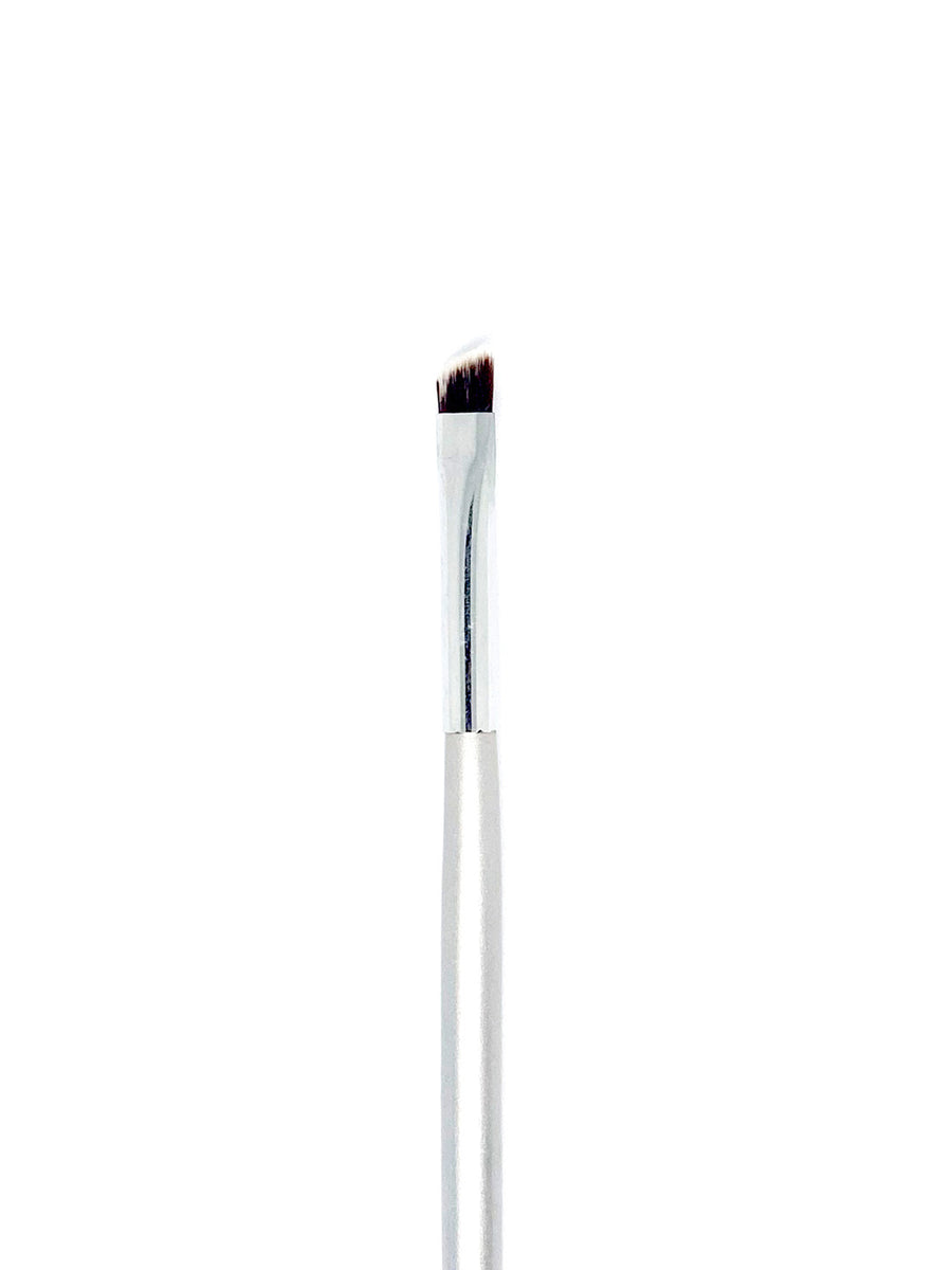 Professional Makeup Brush | The Angle Brush of Choice – Advanced ...